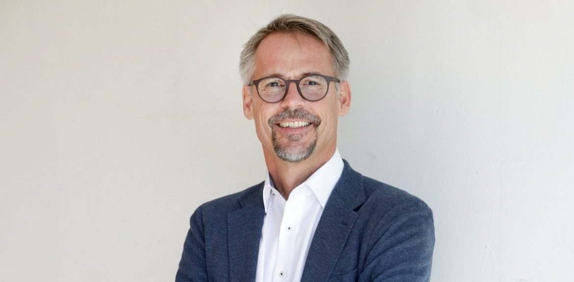 Enzinger passes Porsche Motorsport baton to Laudenbach | Race Tech Magazine